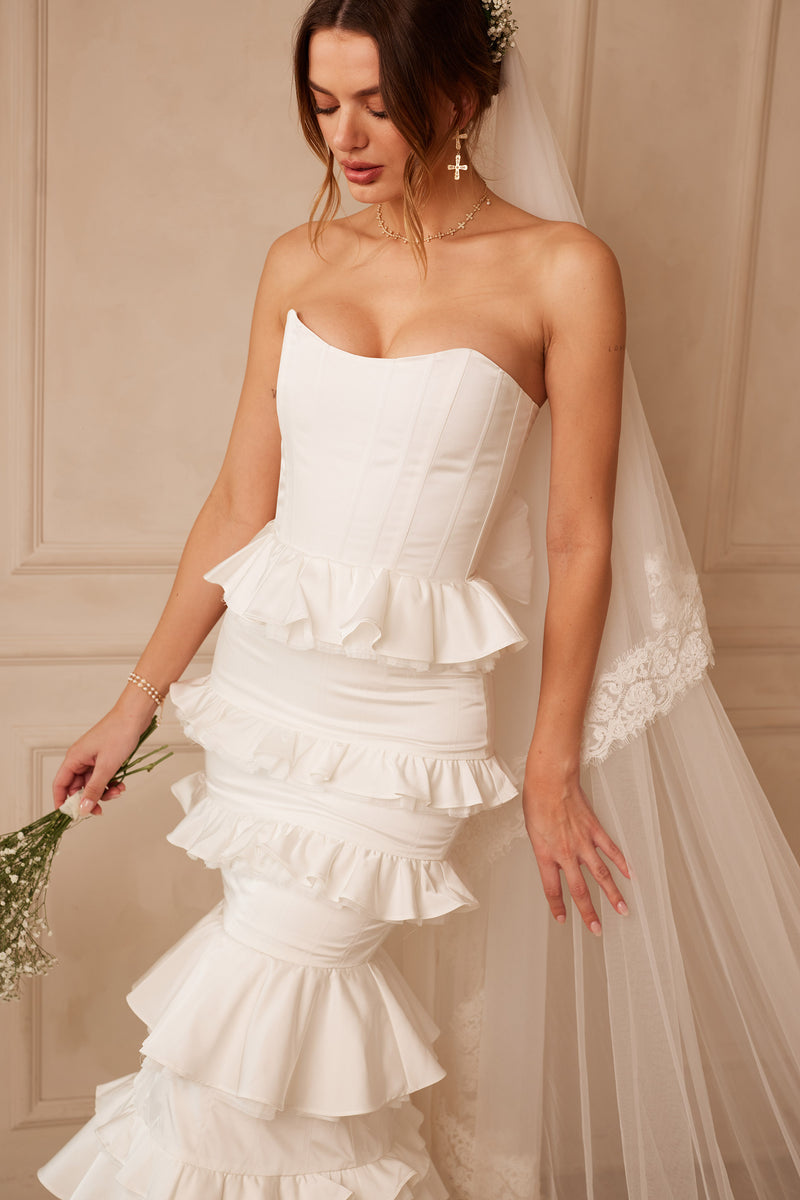 The Milano Set in White Crinkle Brocade – V. Chapman